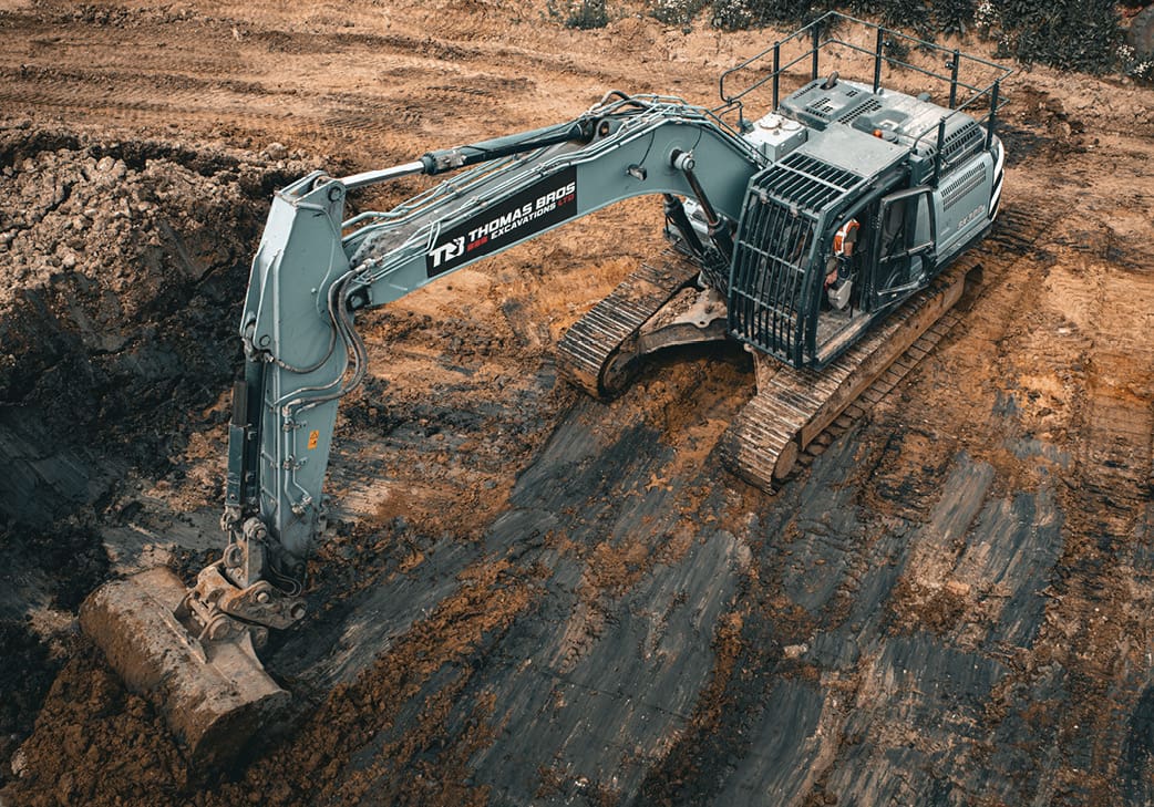 Earthworks /// Thomas Bros Ltd.